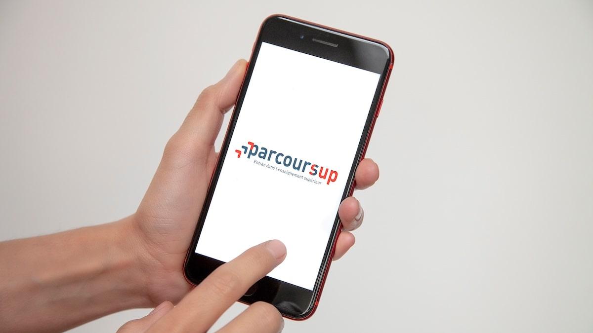 digiSchool | N°1 de l'éducation : soutien scolaire en ligne, orientation