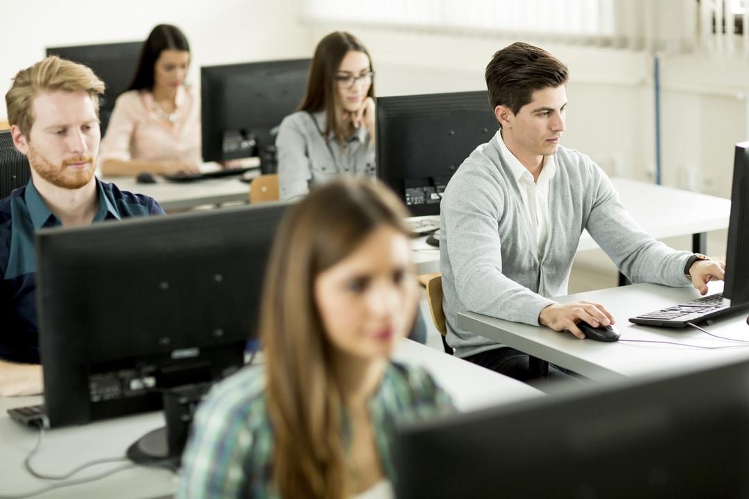 Etudes d'informatique : quelles spécialités choisir au bac ? - digiSchool